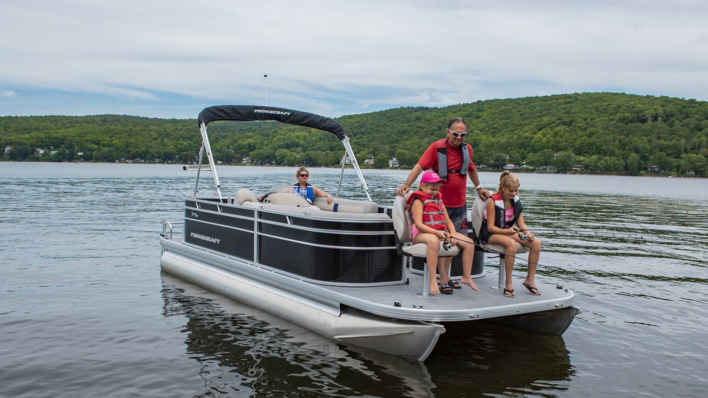 Brio e 21-2S (2026) - Pontoons - Princecraft®